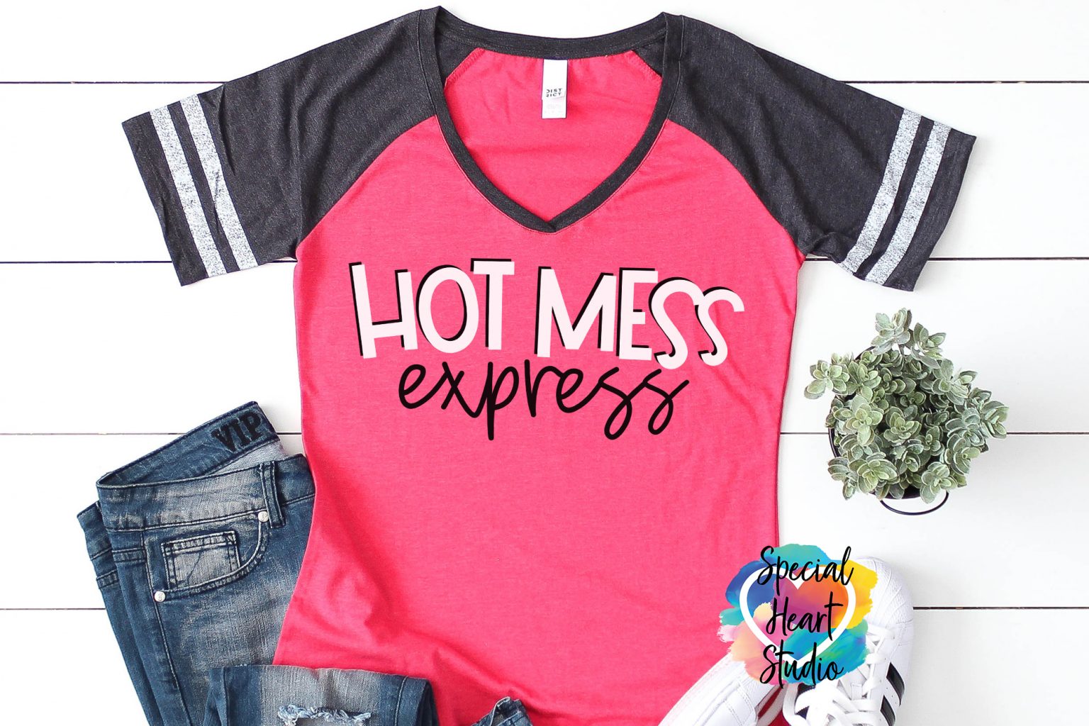 HOT MESS EXPRESS | FREE SVG CUT FILE - SPECIAL HEART STUDIO